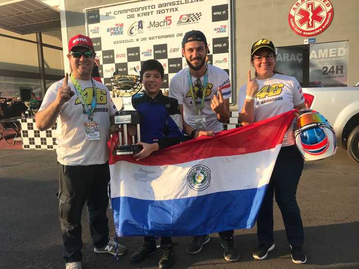 Una vez más Alejandro Samaniego se luce en el Karting de Brasil ...