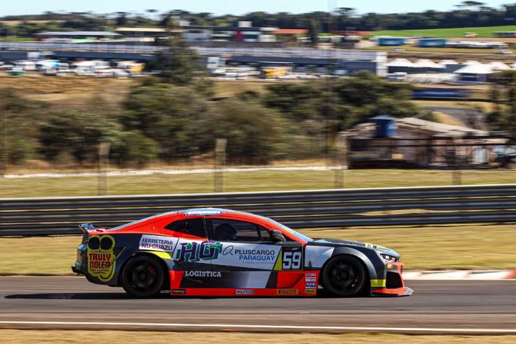 A 35 años del gran logro de un piloto paraguayo en Silverstone ...