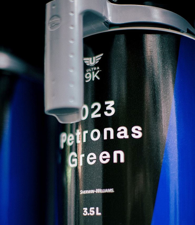 El equipo de Fórmula 1 Mercedes-AMG PETRONAS y Sherwin-Williams lanzan ...